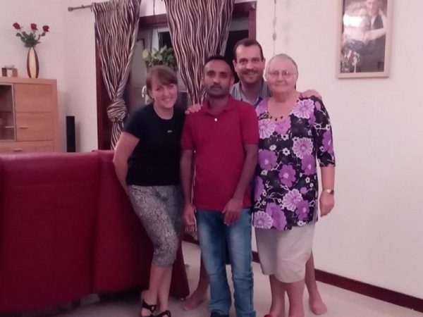 Sri Lanka Driver Hire - Hiring Private Driver and Chauffeur